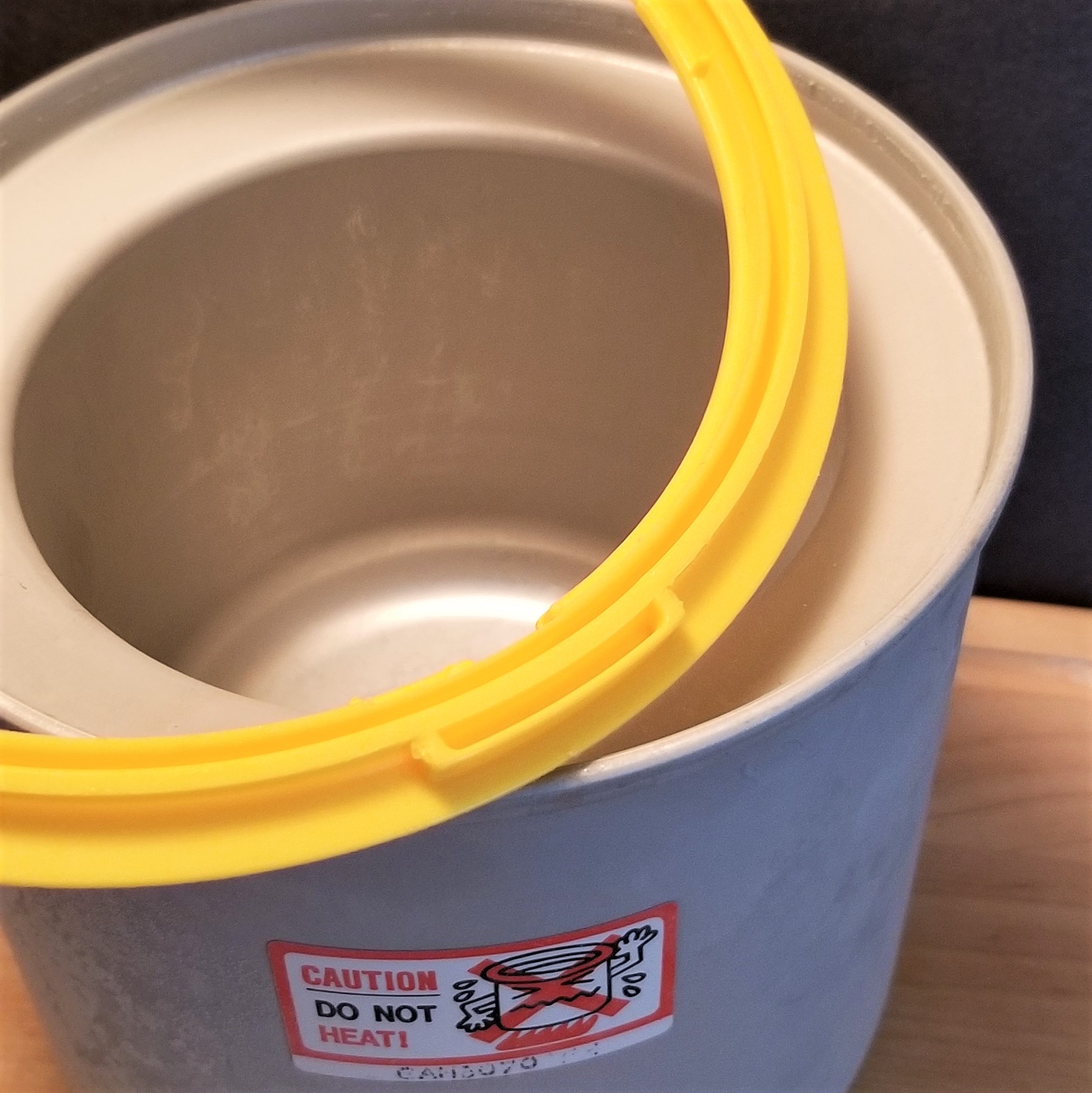 005 chilled metal insert with lid upside down, showing groove – My ...