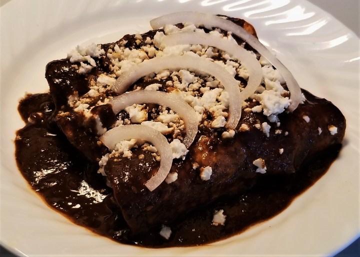 Oaxaca Style Black Sauce – Mole negro estilo Oaxaca – My Slice of Mexico