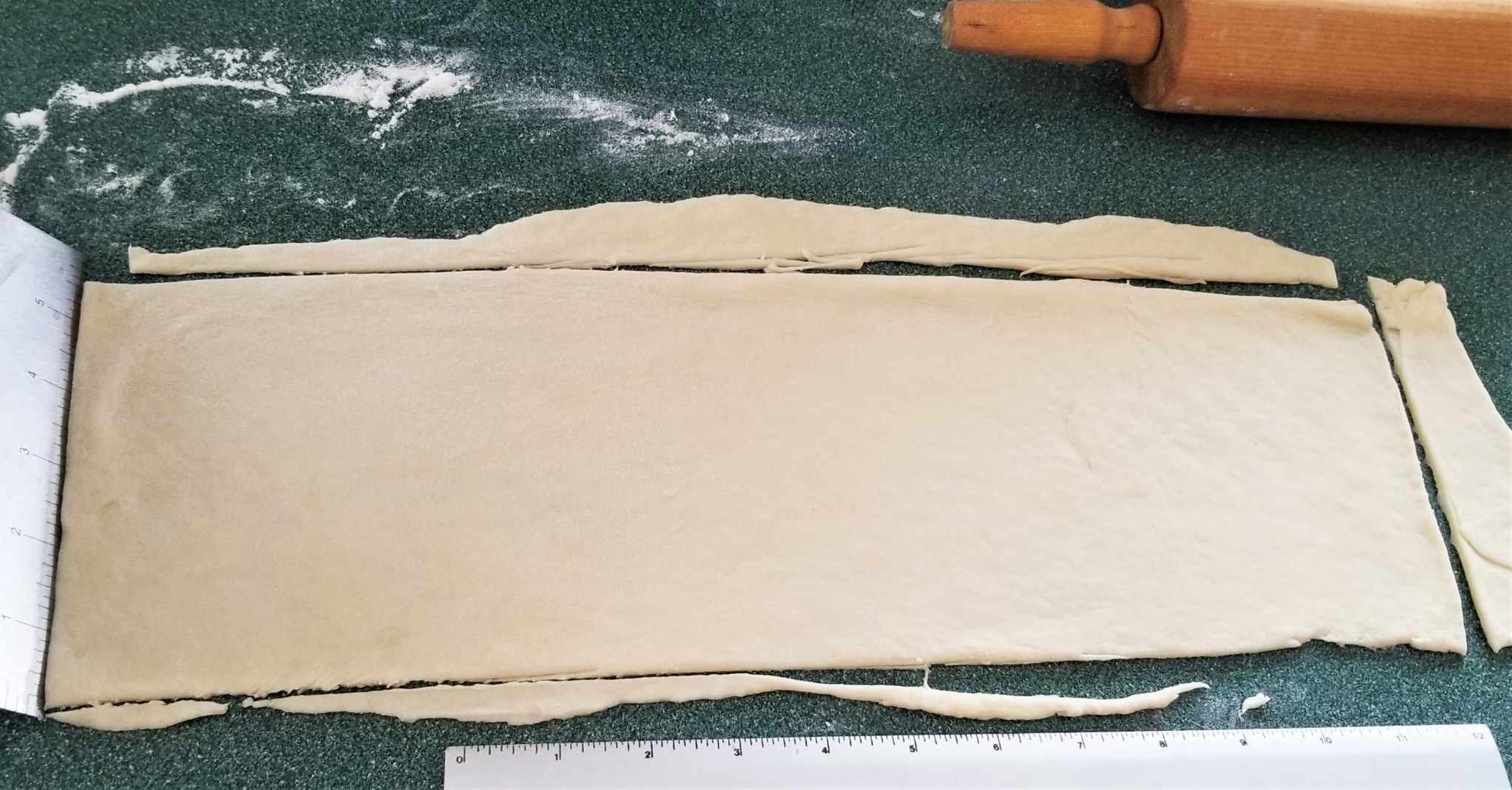 Tube-Shaped Pastries with Meringue – Gaznates – My Slice of Mexico