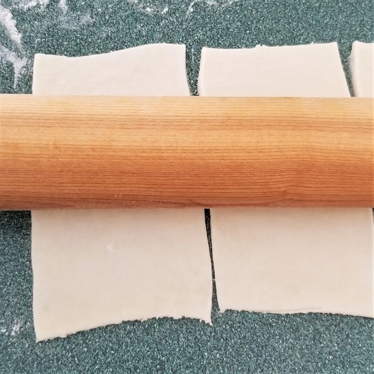 Tube-Shaped Pastries with Meringue – Gaznates – My Slice of Mexico