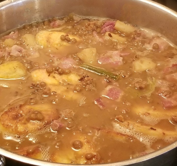 Lentils with Fruit – My Slice of Mexico