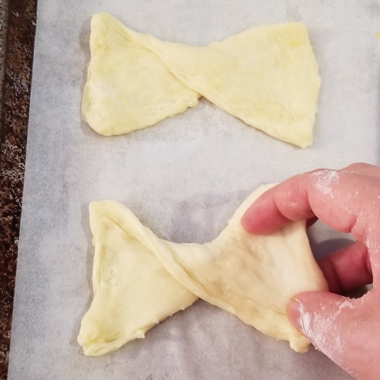 More Pan Dulce – Bowties and Cream Horns – My Slice of Mexico