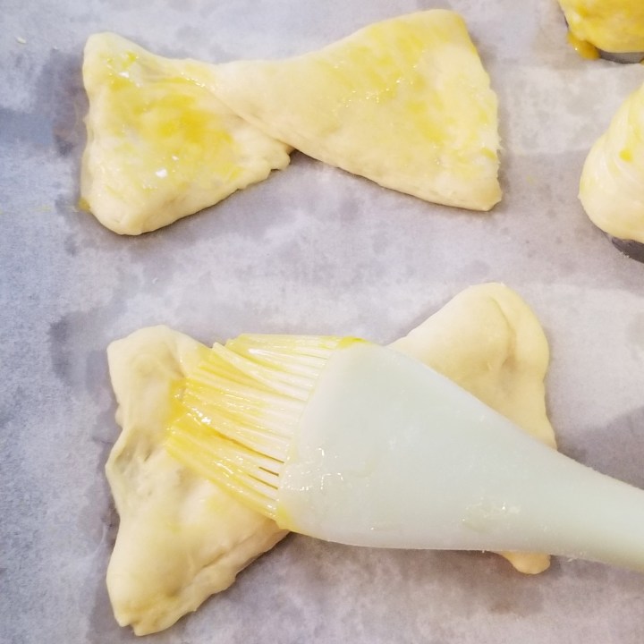 More Pan Dulce – Bowties and Cream Horns – My Slice of Mexico