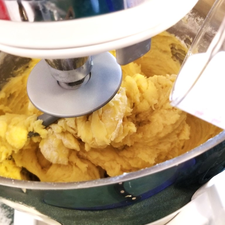 Traditional Sweet Bread – Yo-Yos (or Besos) – My Slice of Mexico