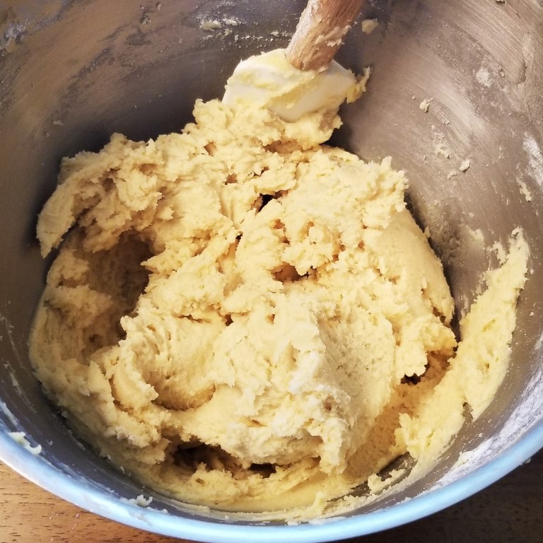 Traditional Sweet Bread – Yo-Yos (or Besos) – My Slice of Mexico