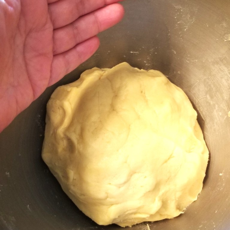 Traditional Sweet Bread – Yo-Yos (or Besos) – My Slice of Mexico